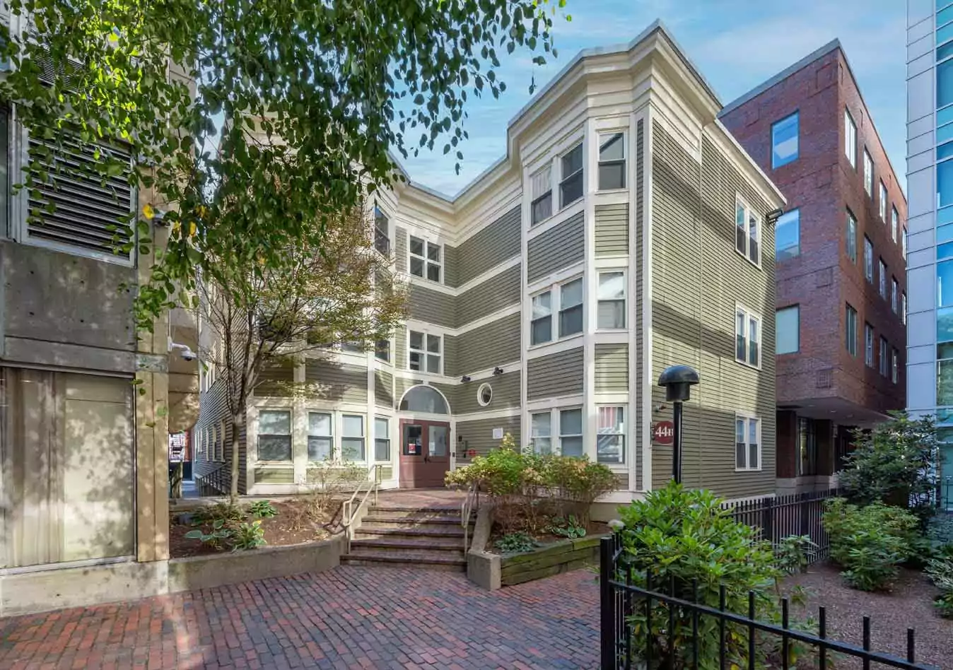 44 R Brattle Street | Cambridge, MA - Bulfinch